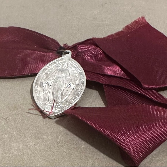 Religious | Jewelry | Religious Relic | Poshmark